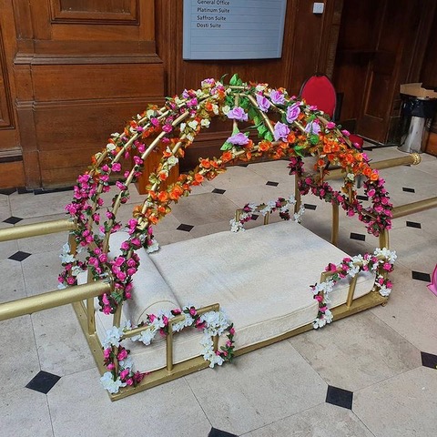 Royal Flower Doli Hire For Wedding | My Wedding Entrance